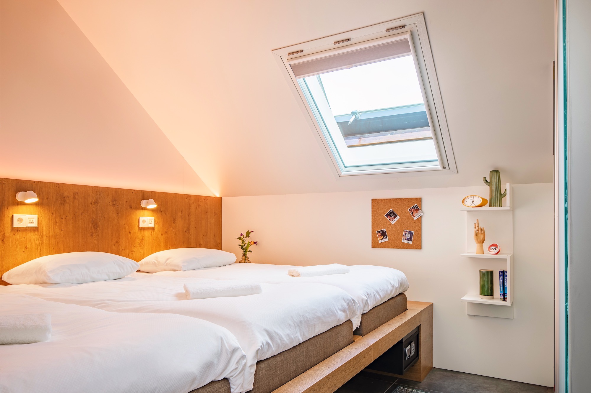 Affordable Hotel Rooms Amsterdam | Bunk Amsterdam noord